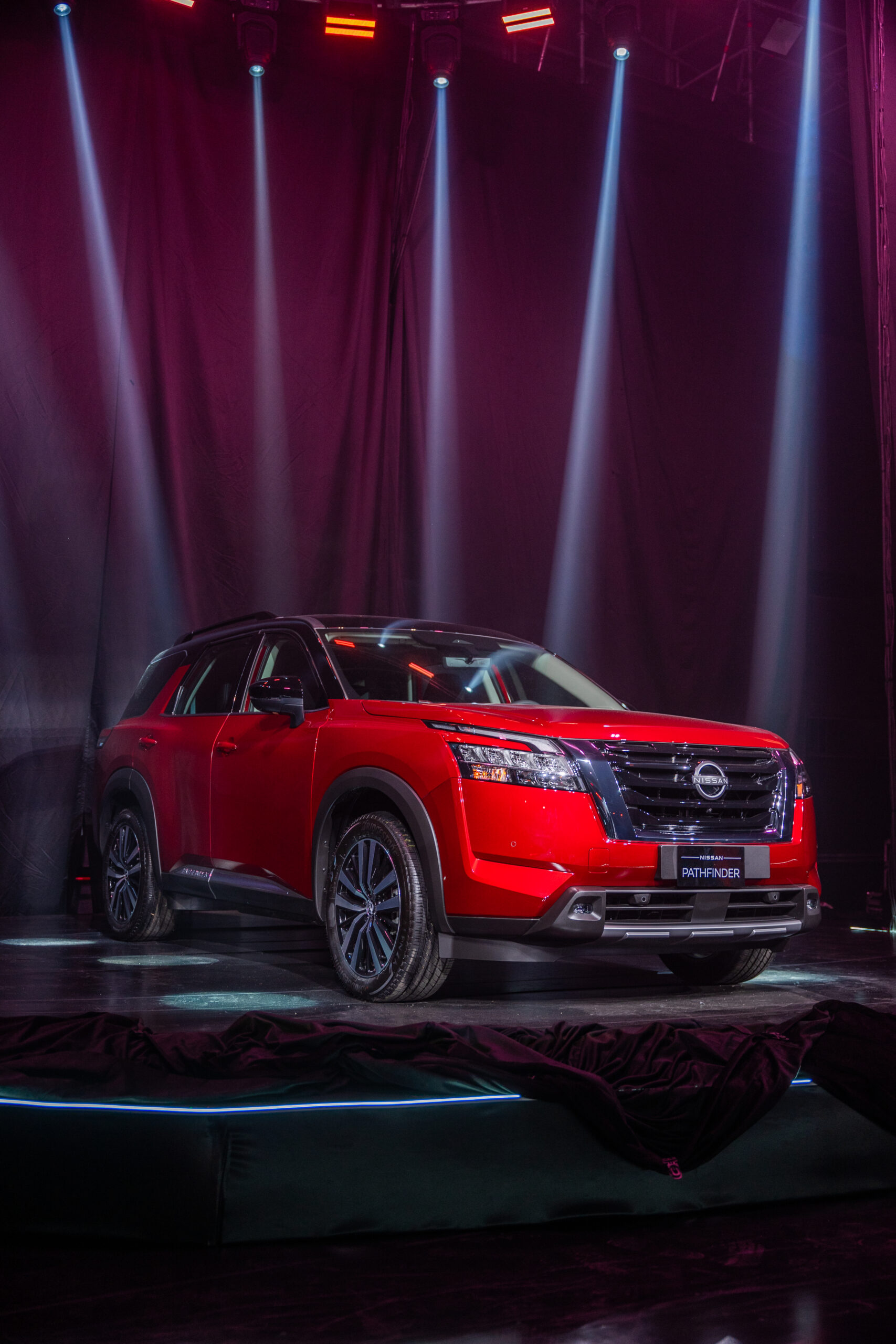 Nissan Pathfinder: llega su renovación total a Colombia - Motorhublatam